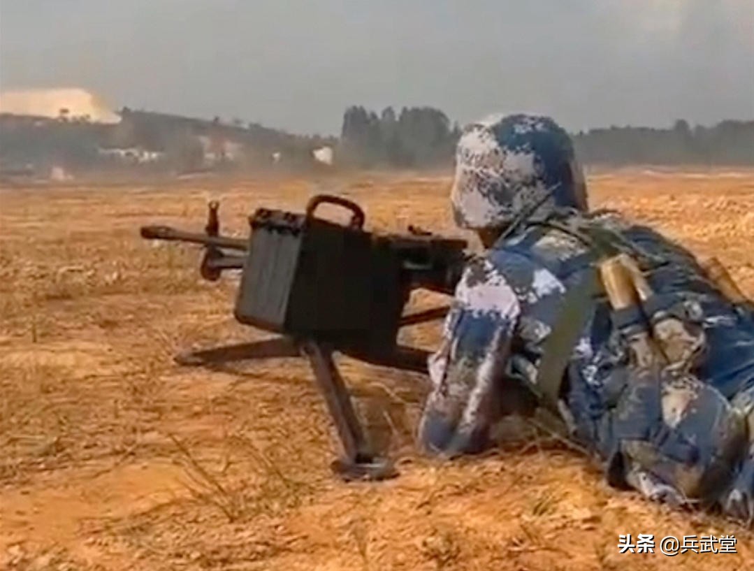 The new domestic machine gun also blows out? Or there are 4 models ...