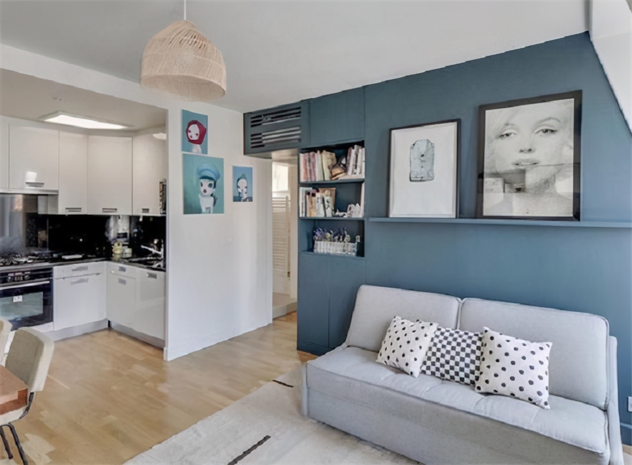The bedroom is separated from the children's room, and the 35-square ...