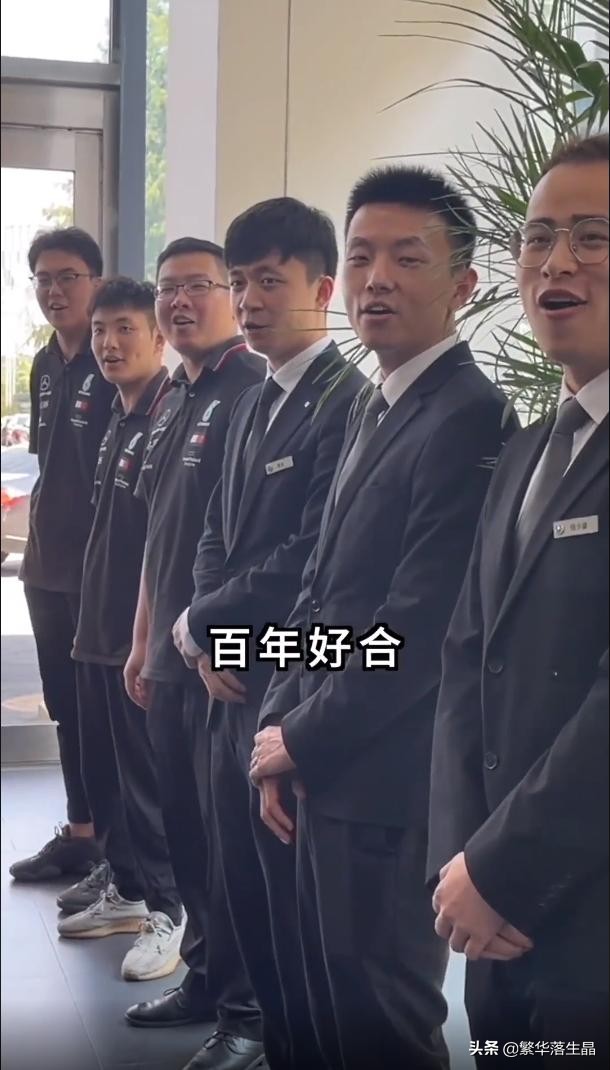 Thousands of fans, Internet celebrity monkey brother suspected of being ...