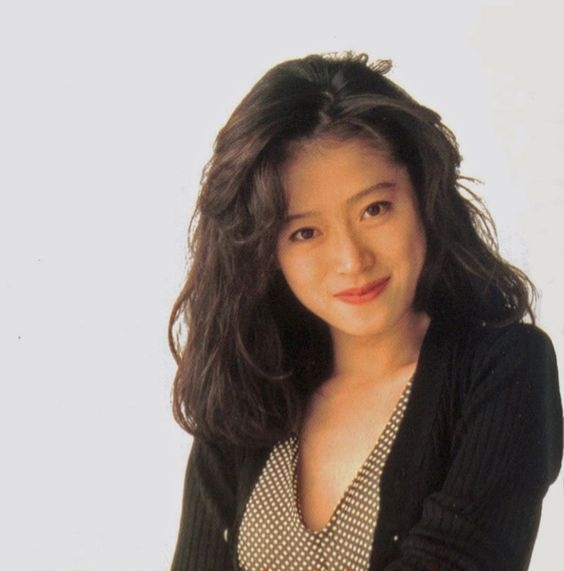 Japan's No. 1 Beautiful Singer-Akina Nakamori "Meitu" - iNEWS