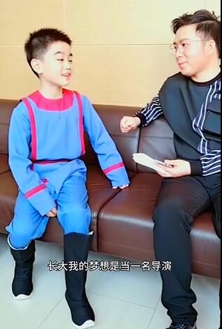 Han Haolin, who debuted at the age of 4 and became popular at the age ...