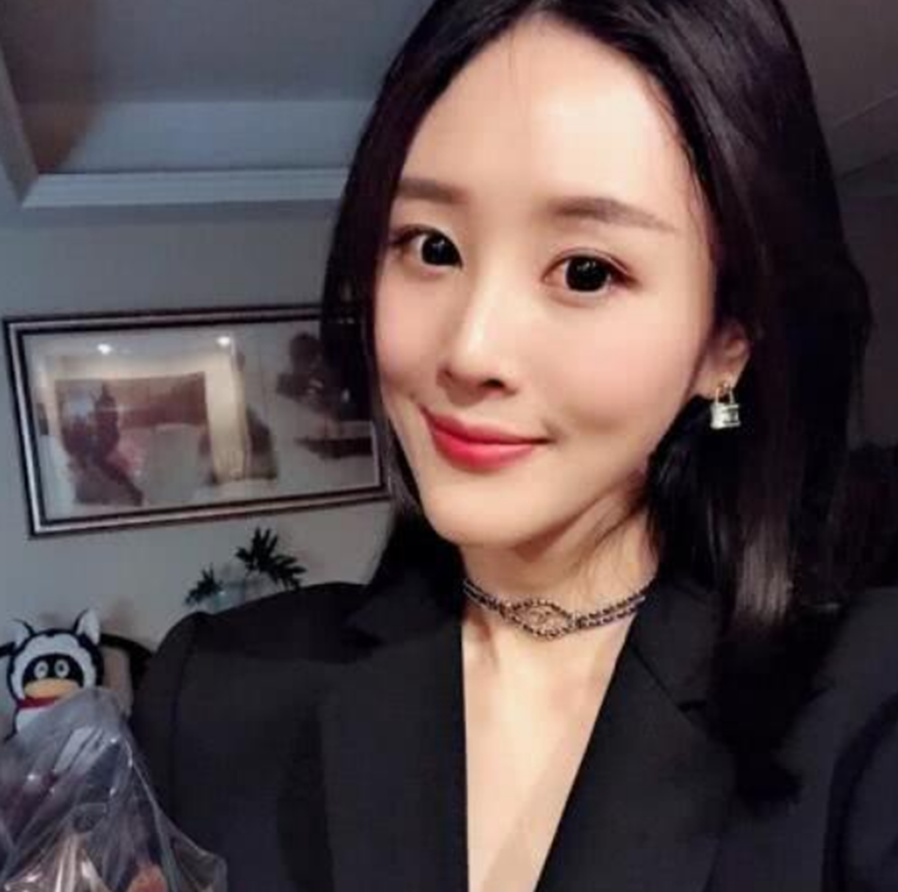 Old play bone Hou Yong: married after 70, married after 80, married 50 ...