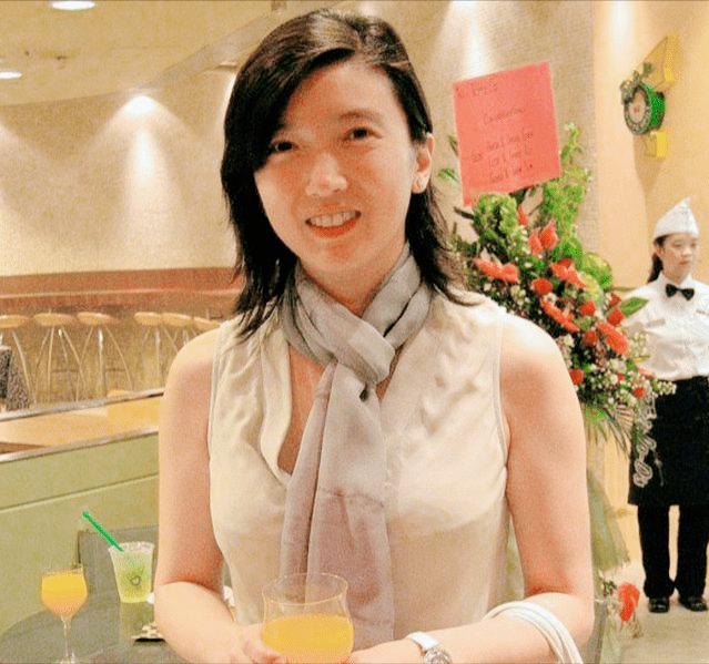 The history of Wang Liqiao's wealthy elite: Li Zeju was obsessed with her, and Li Ka-shing spent ...