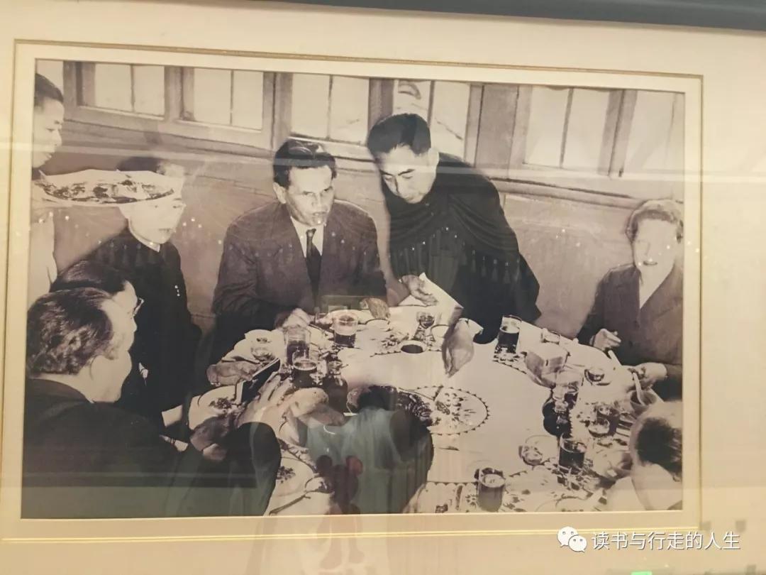 Travel with parents (5)-Hangzhou - iNEWS