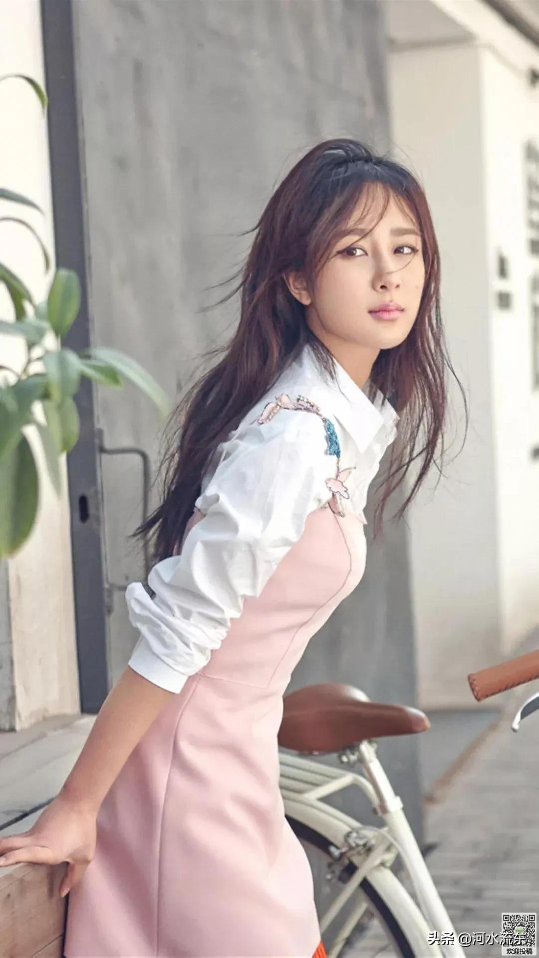 Yang Zi of various styles, which one is your favorite?Yang Zi is too talented now - iNEWS