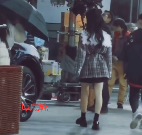 Ju Jingyi's modern drama exposes his shortcomings. The high-waisted ...