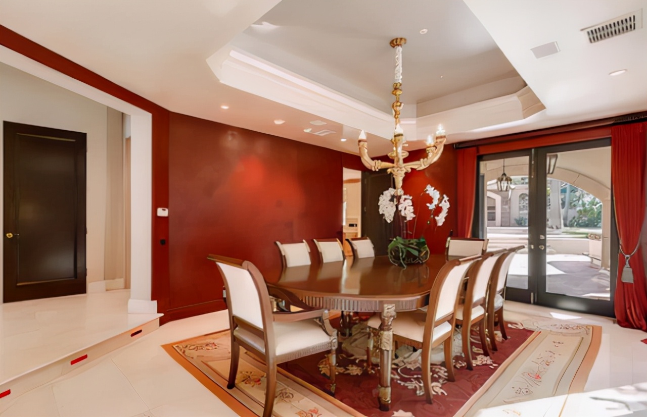 Dong Qing's foreign mansion is exposed, located in the wealthy area of ...