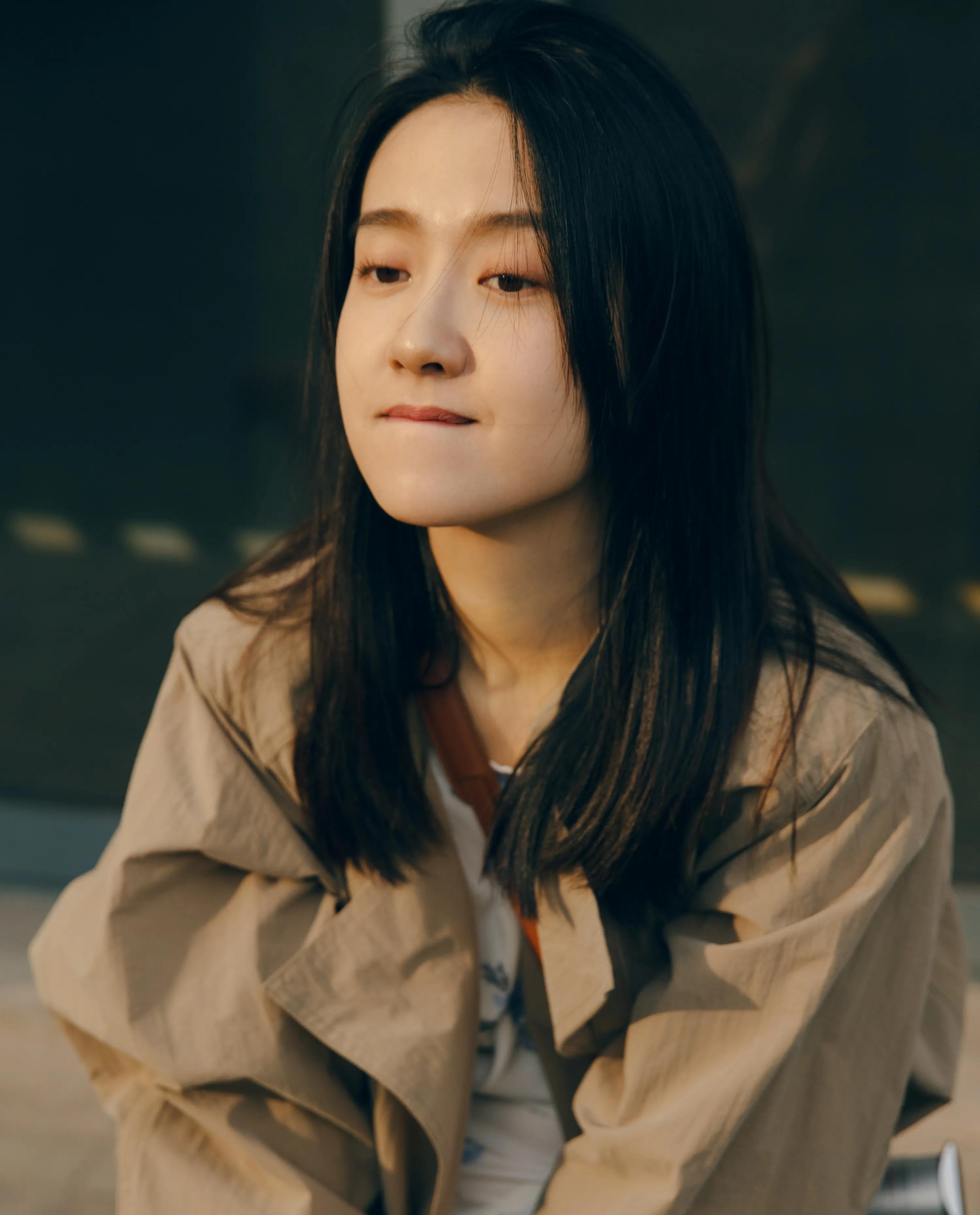 Interpreting a Thousand Faces of Life Xu Lingyue - iNEWS