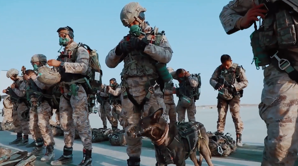 Why did the People's Liberation Army Special Forces "Thor" bring ...