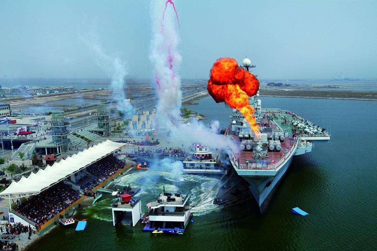 The Vikrant aircraft carrier, which took 11 years to build in India ...