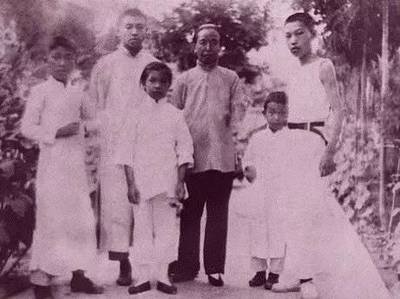 Why did Liang Qichao break with Kang Youwei?Why didn't you see Sun Yat ...