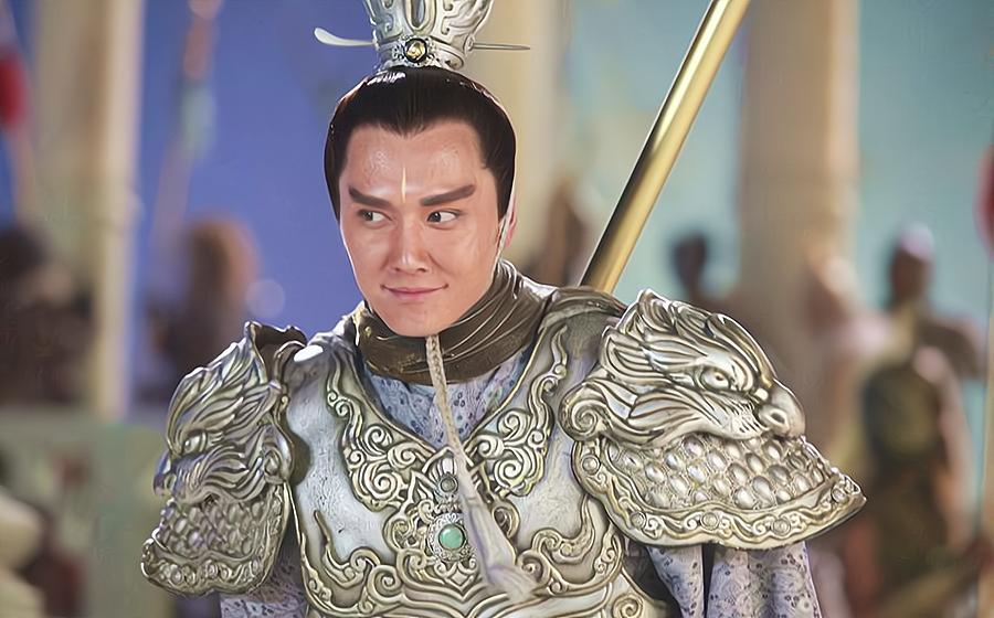 The same is playing "Yang Jian", the gap between Feng Shaofeng and Jiao ...