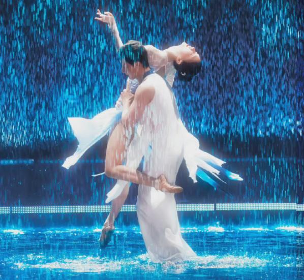 Jin Chen's "Dancing Student" reproduces the beautiful dance posture ...