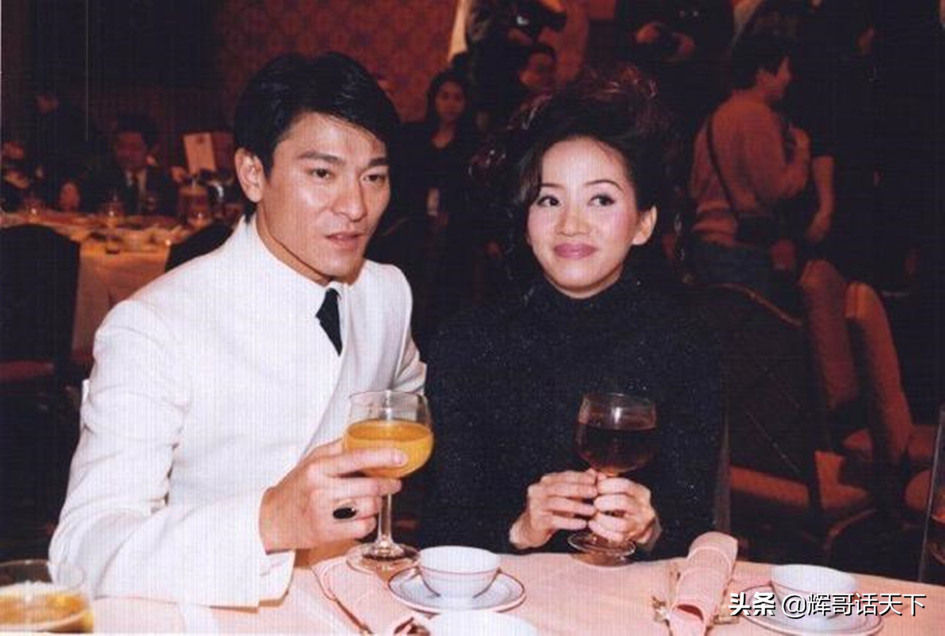 7 women Andy Lau had to say, the love story behind the king - iNEWS