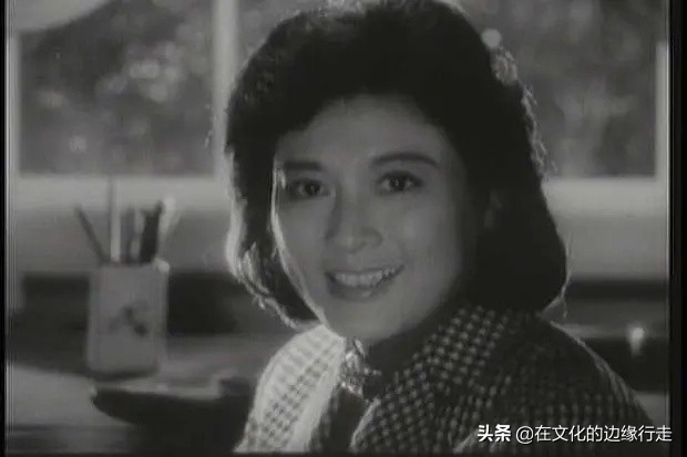 "The Gunshots of the Secret Bureau"-black and white film is better than ...