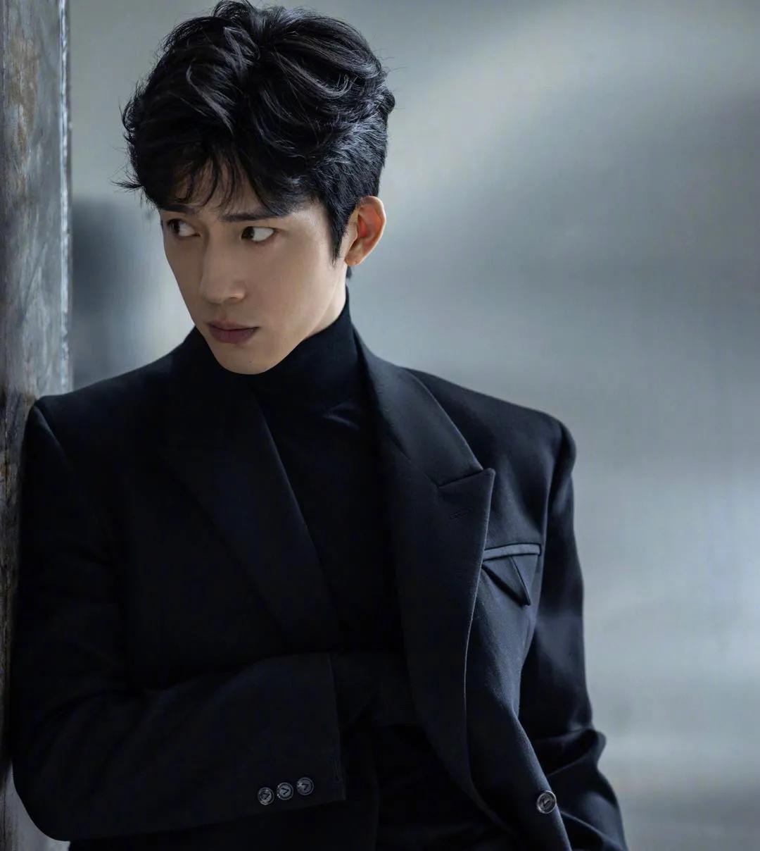 Little gossip, Jing Boran, Wang Xiaofei, Zhang Yixing, Yang Zi Qiaoxin - iNEWS