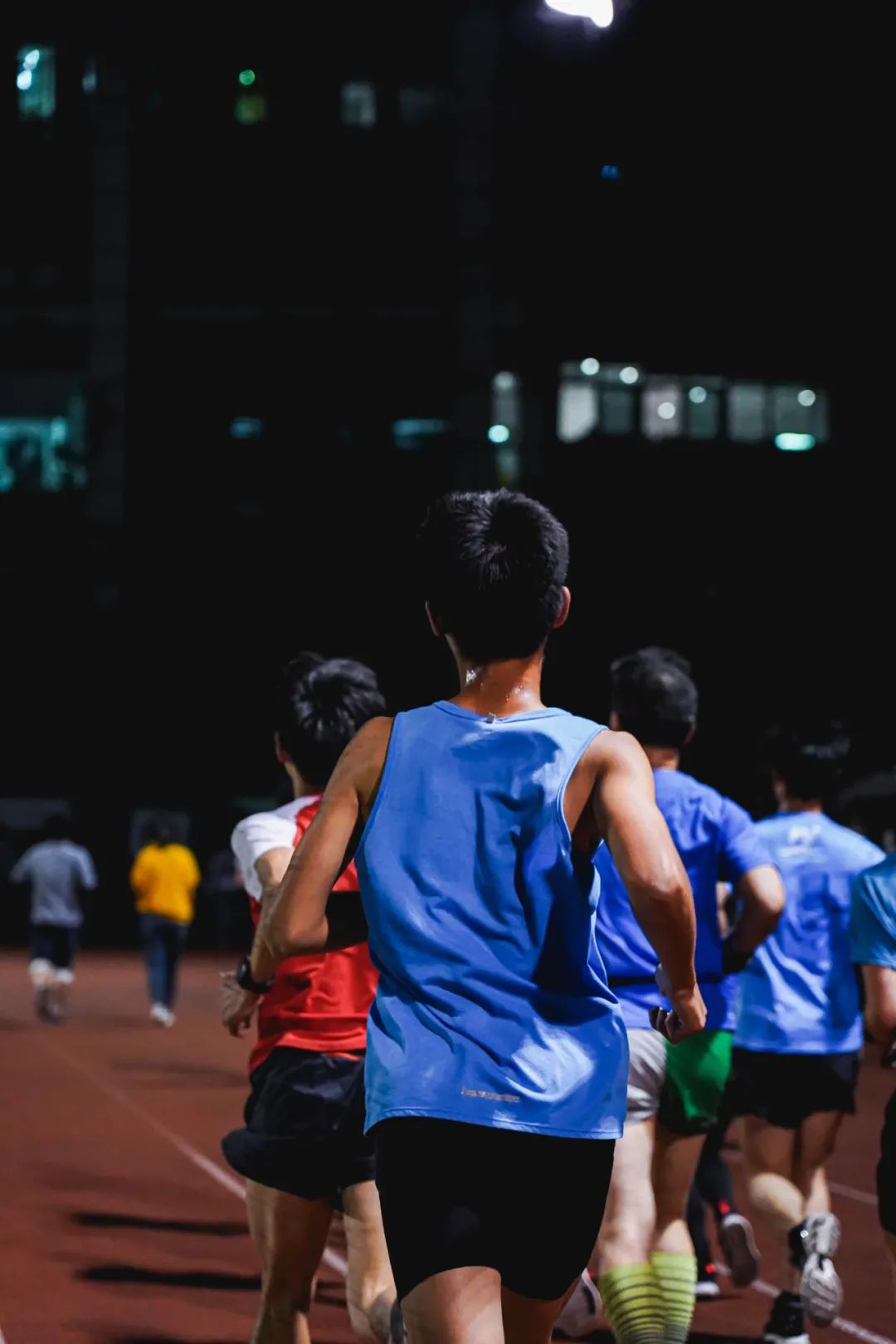 The runner's "road rage" moment - iNEWS