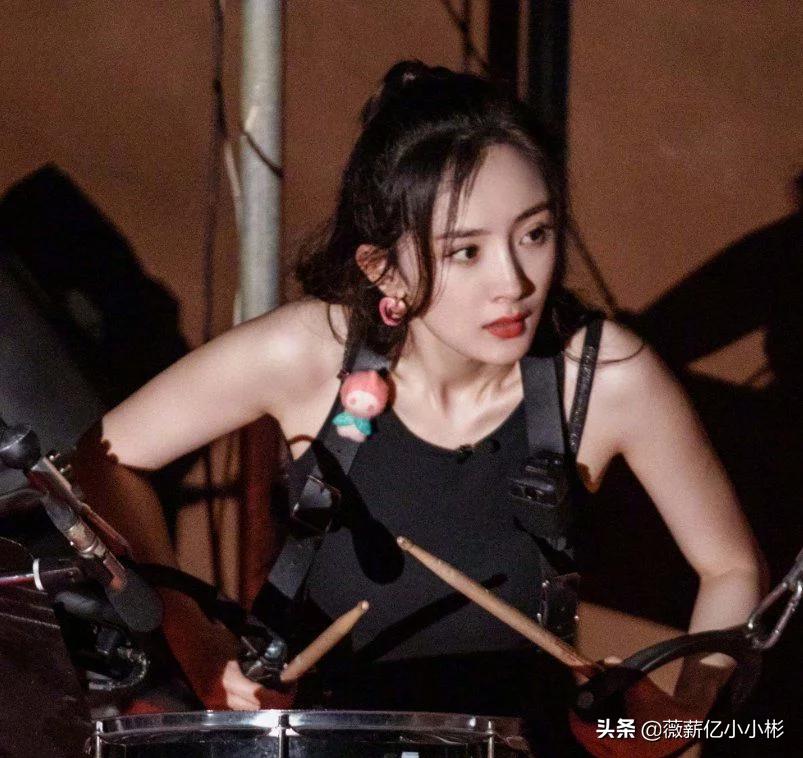 At the age of 34, Yang Mi has reached a new height of beauty, playing ...