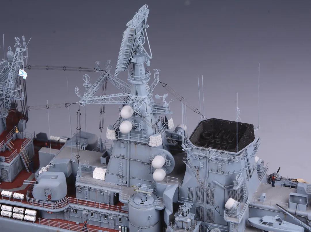 Model play show: Big Brother God class works Soviet Red Navy Kara class ...