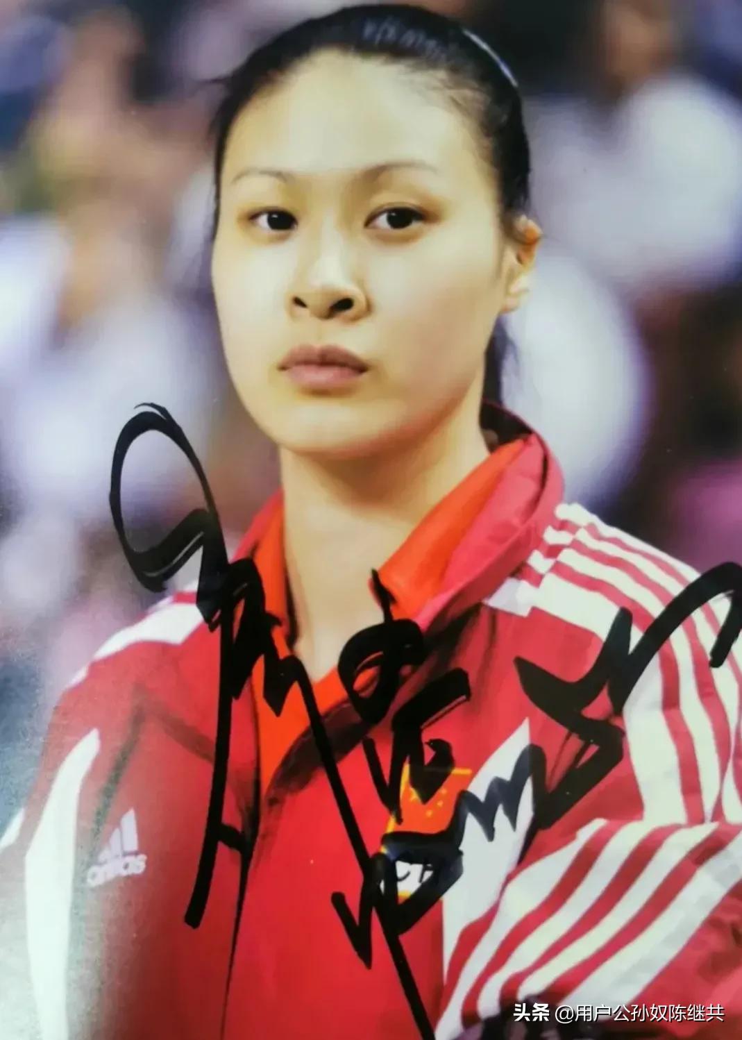 Zhao Ruirui spent the National Day with her parents, so sad to recall ...