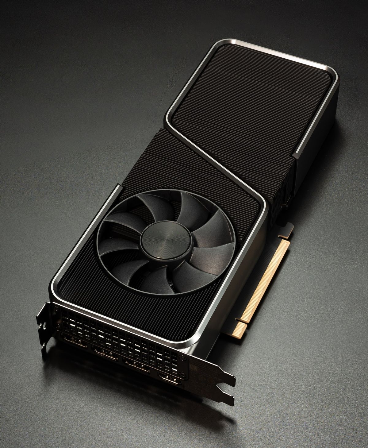 The first test report of the mid-range graphics card terminator GeForce ...