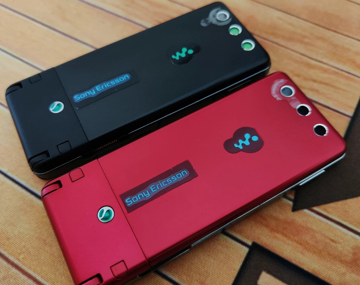 Sony Ericsson Walkman engineering machine appeared, the first time I ...