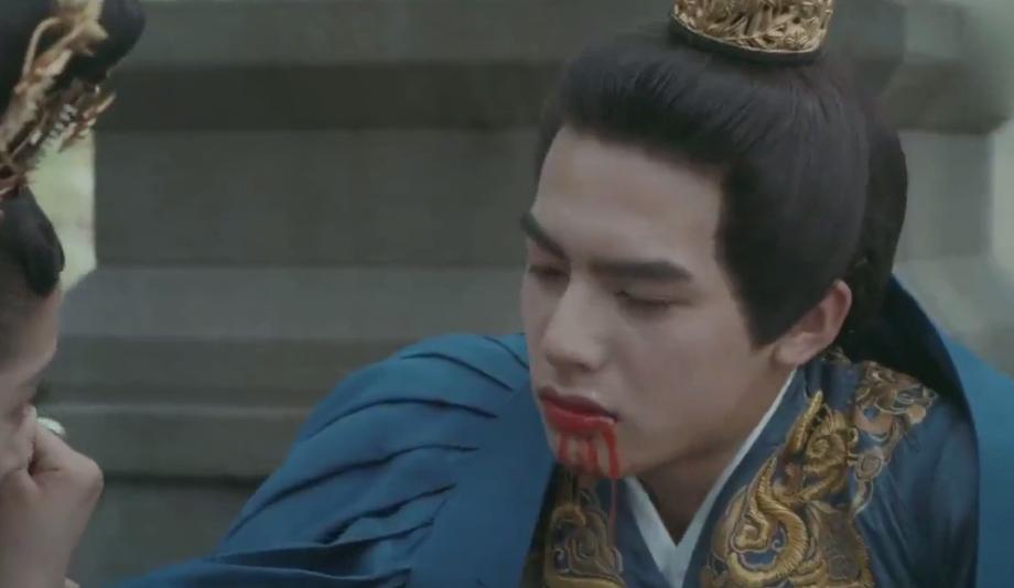 The fancy vomiting of blood in film and television dramas, some are ...