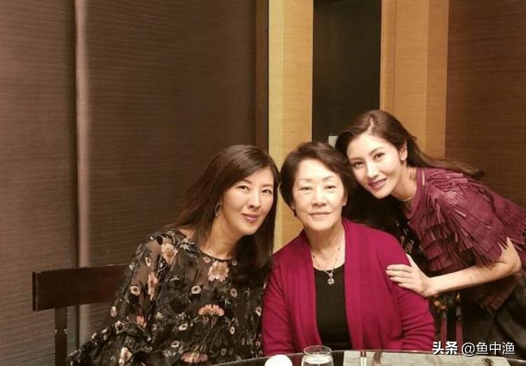 "The Most Beautiful Hong Kong Sister" Li Jiaxin's uninhibited love ...