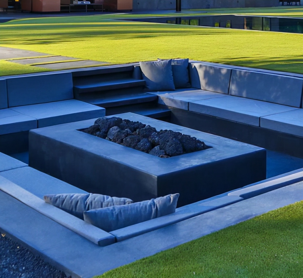 What is the charm of sunken courtyards and why are they so popular? - iNEWS