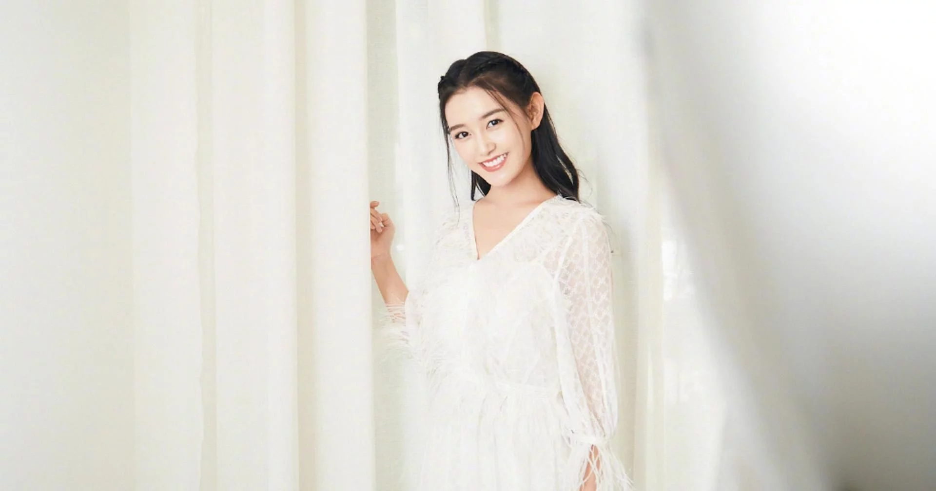 Shocked 00 Xiaohua wears a mermaid skirt together, thinking Reba is beautiful enough, after ...