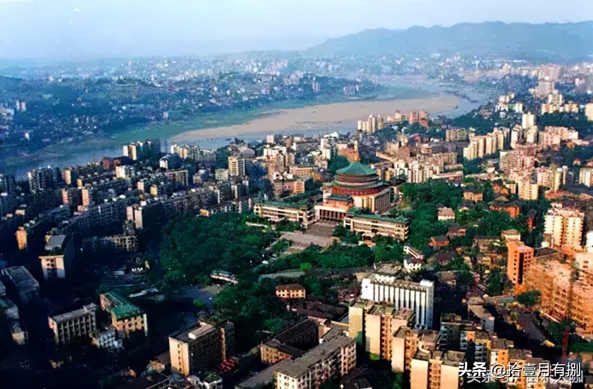 Old photos, the true face of Chongqing for a century, let's see what ...