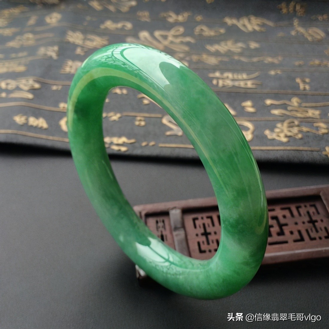 There are nine out of ten beans. There are so many classifications of bean jade - iNEWS