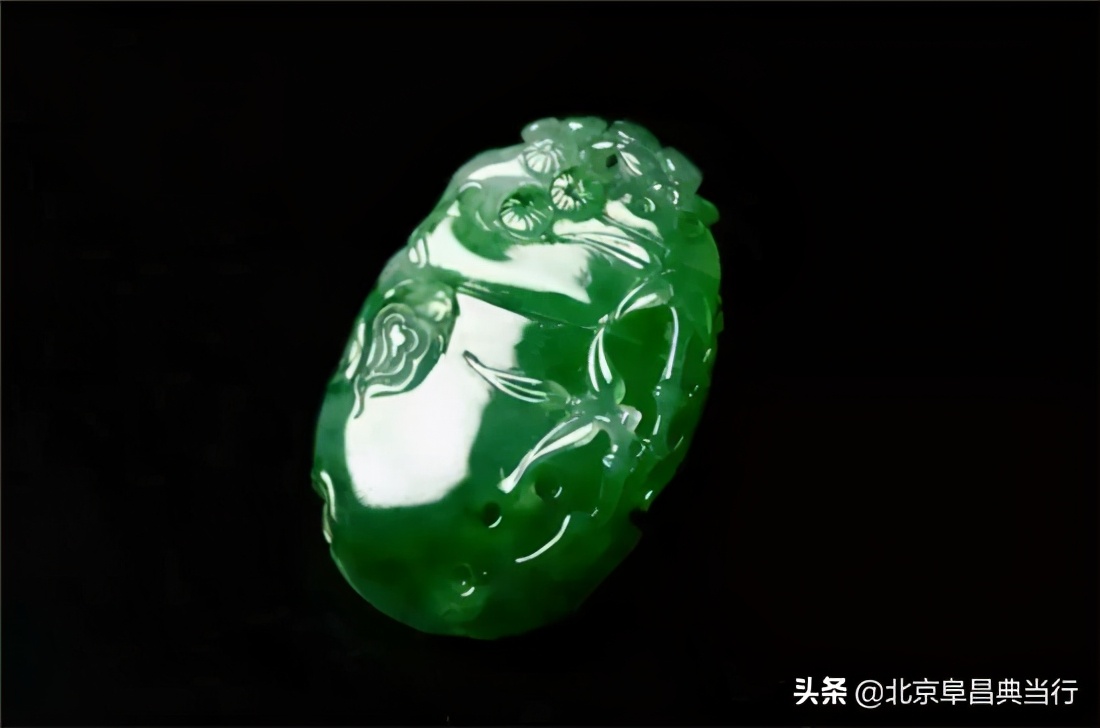 Gold has a price and jade is priceless, so how is jadeite priced? - iNEWS