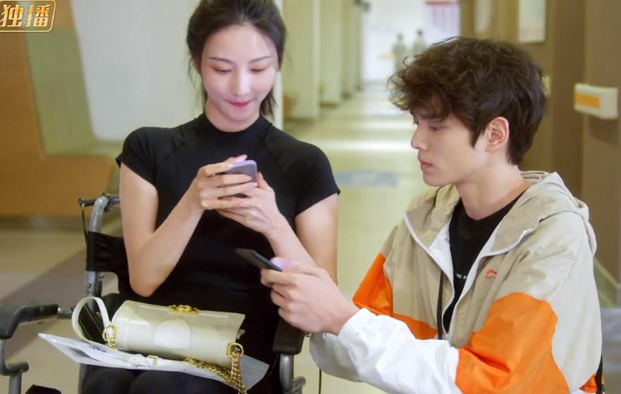 Mother-in-law's bracelet: Zhou Xin fell in love with Mai Tong, beat Cha ...