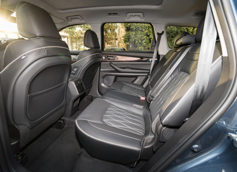 Xingtu Lanyue 400T: 200,000-class performance of the most powerful seven-seat SUV, 2.0T can ...