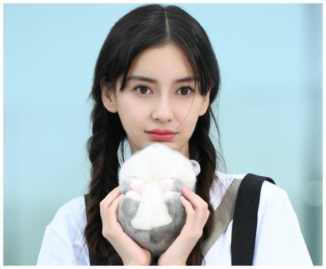 Old photos of Yang Ying's draft show: Savadika is full of sense, with ...