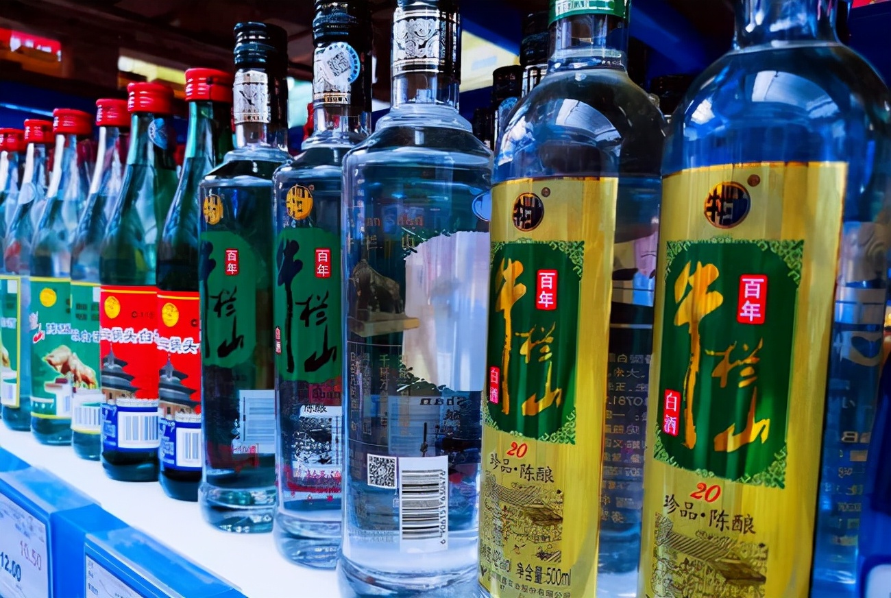 Niulanshan Erguotou is in a dilemma, and its market value has shrunk by ...