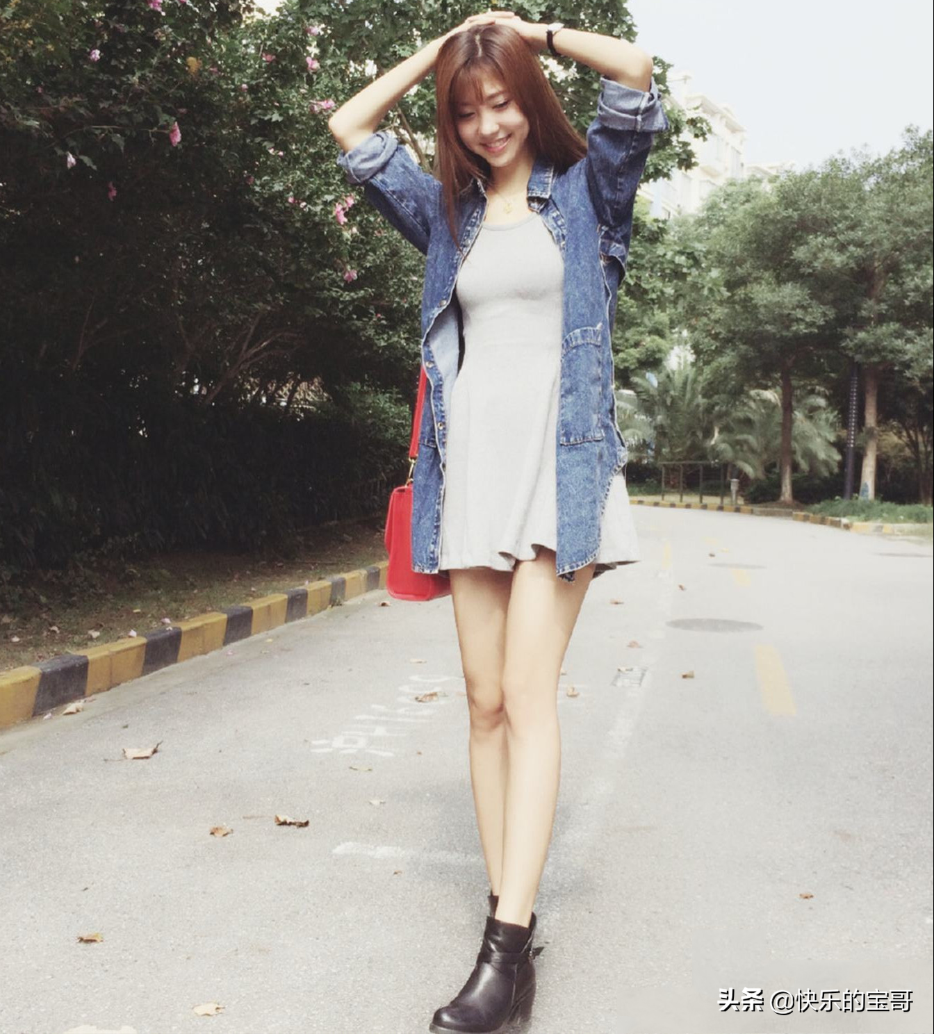 Beautiful and pure cute girl, Li Mengying - iNEWS