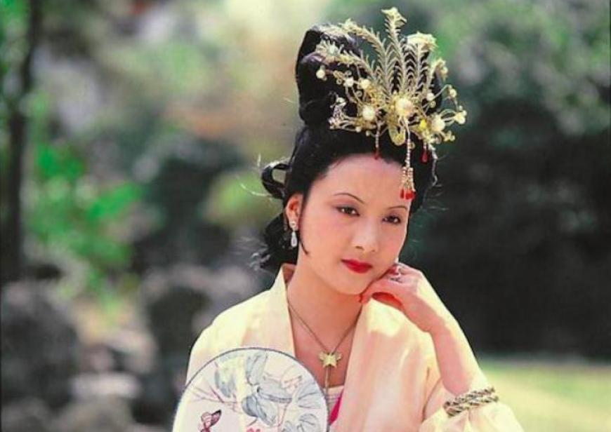 I didn't understand Wang Xifeng when I was young, and now I look at it ...