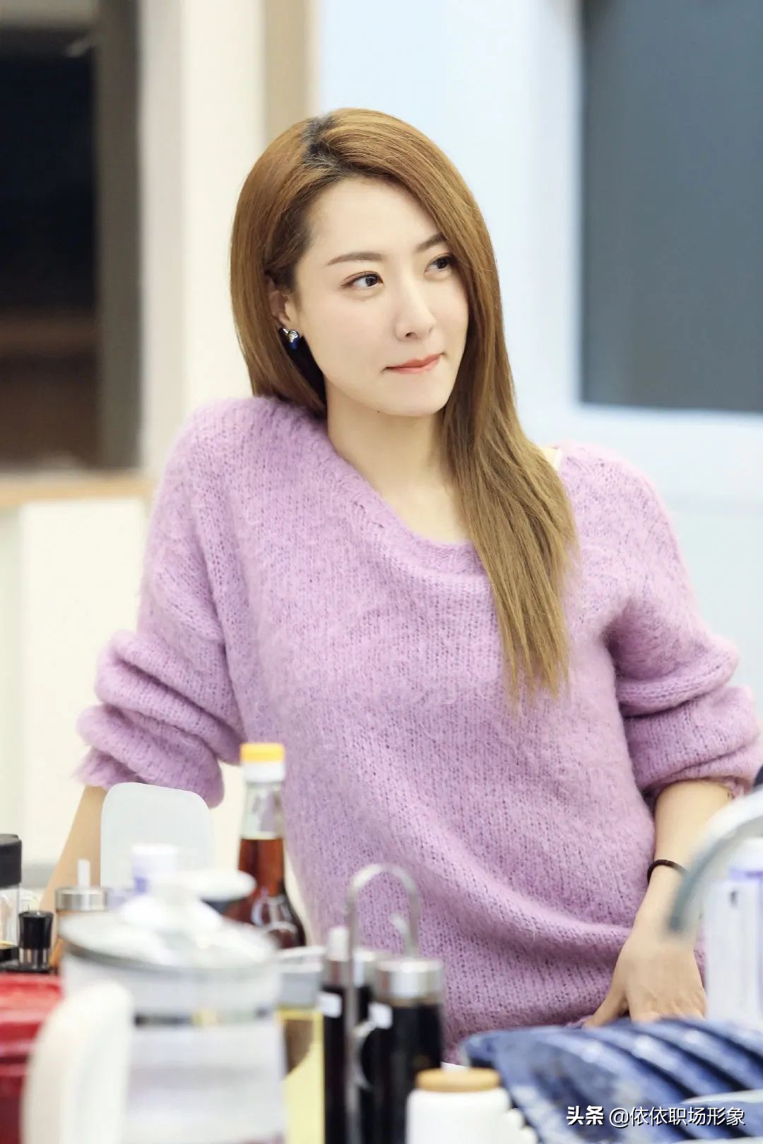 How to wear dating outfits, learn from Huang Yi and Bai Bing, Wang Lin - iNEWS