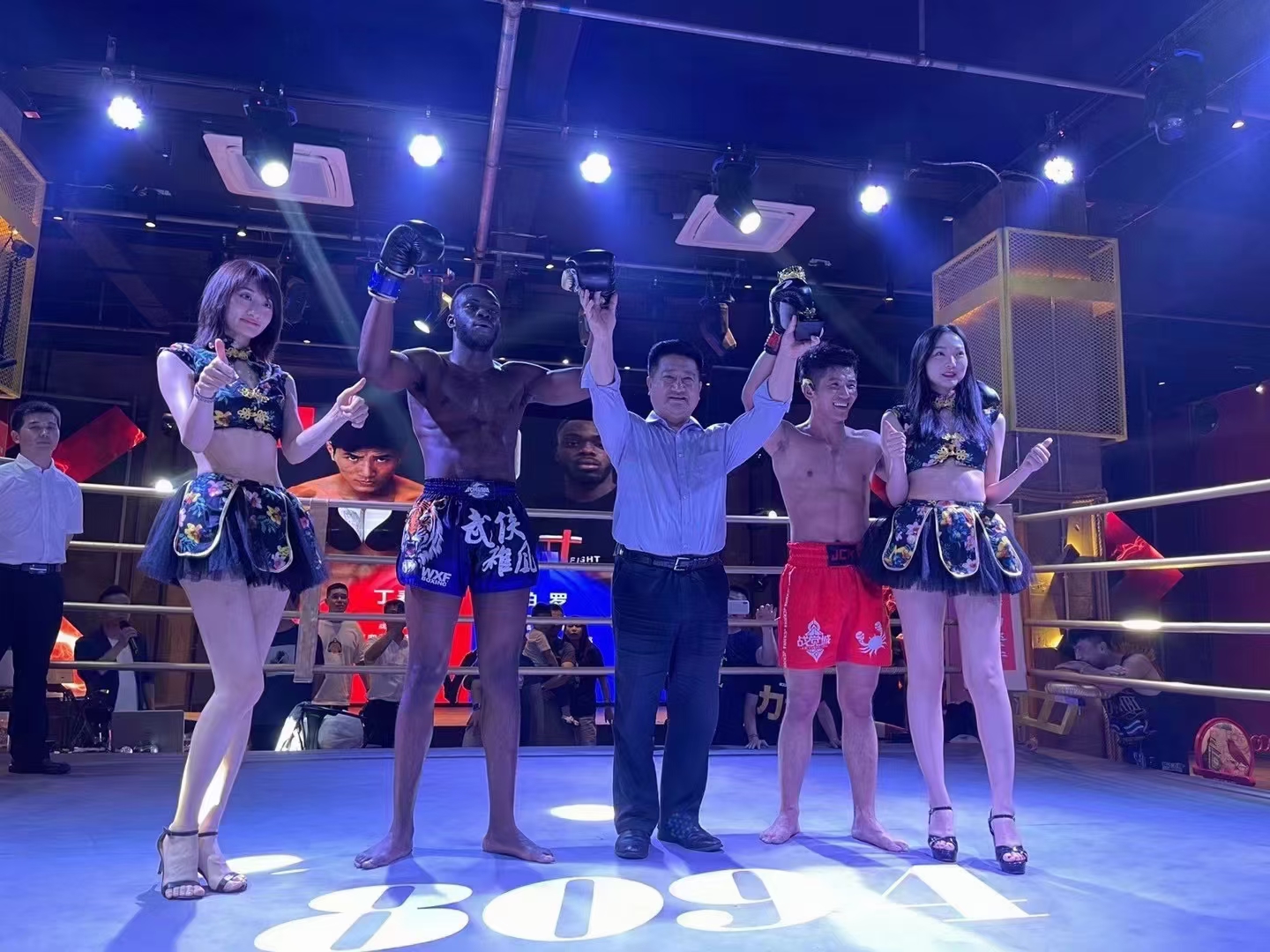 Grand Slam!China's top fighting match staged boxing + free fighting ...