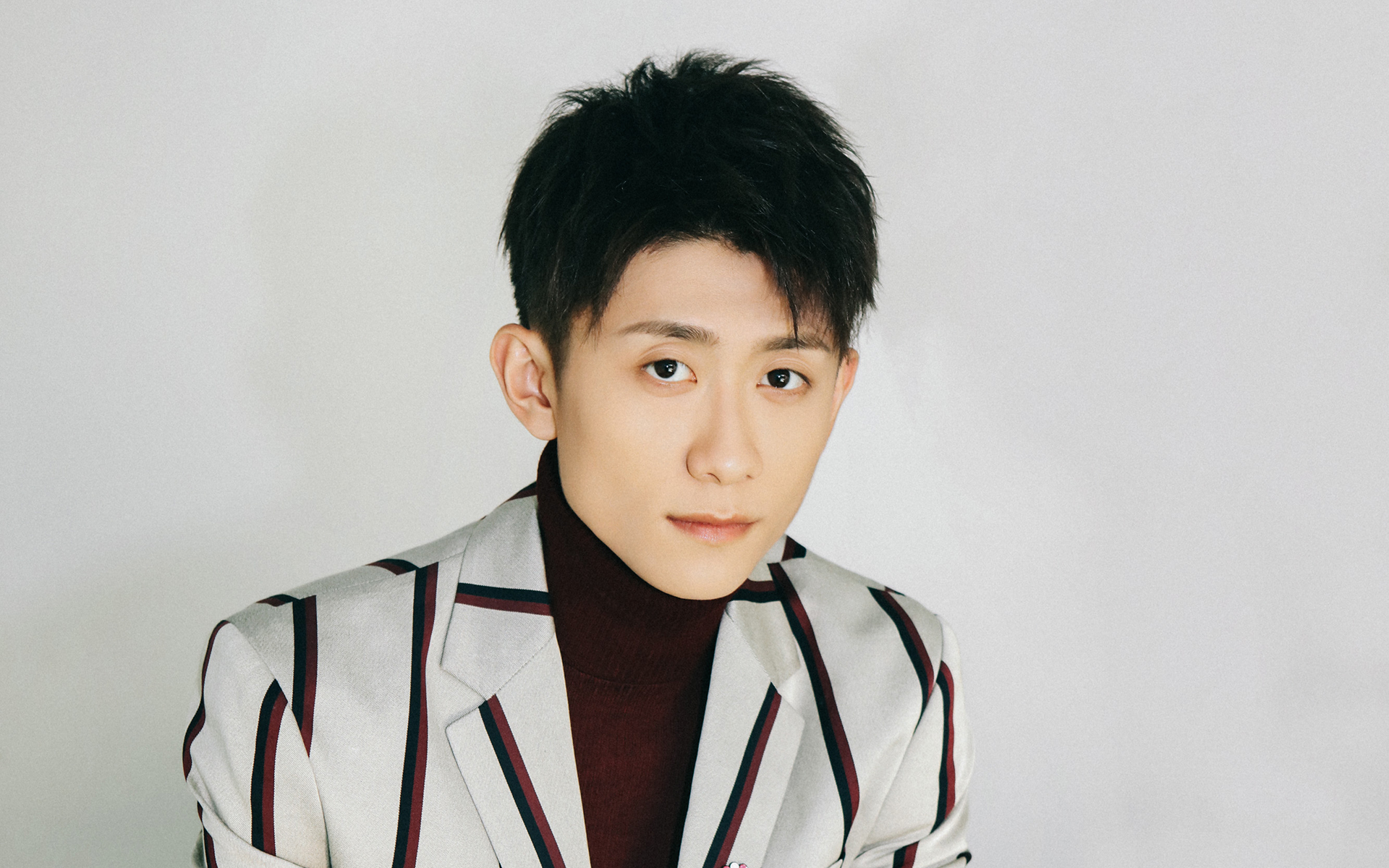 Entertainment reviews: Tang Yan, Zhao Liying, Liu Haoran, Yang Mi, Ruby ...