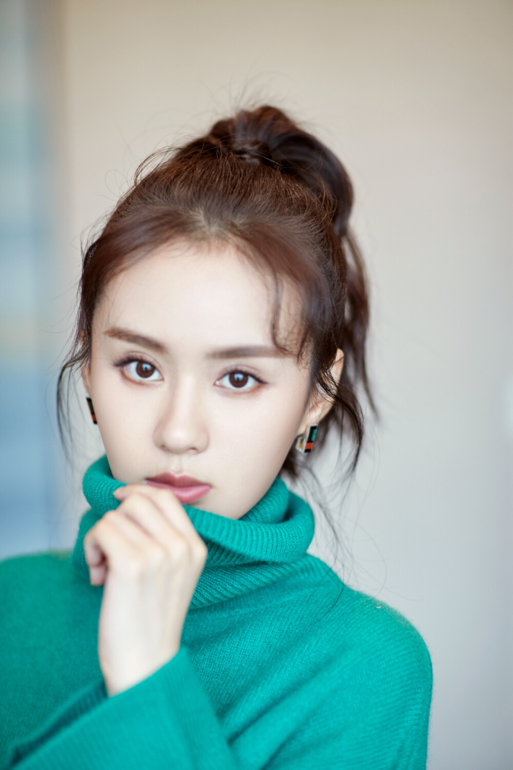 Zheng Hehuizi: Reiki ghost horse, smiles so sweet, cute and pure - iNEWS