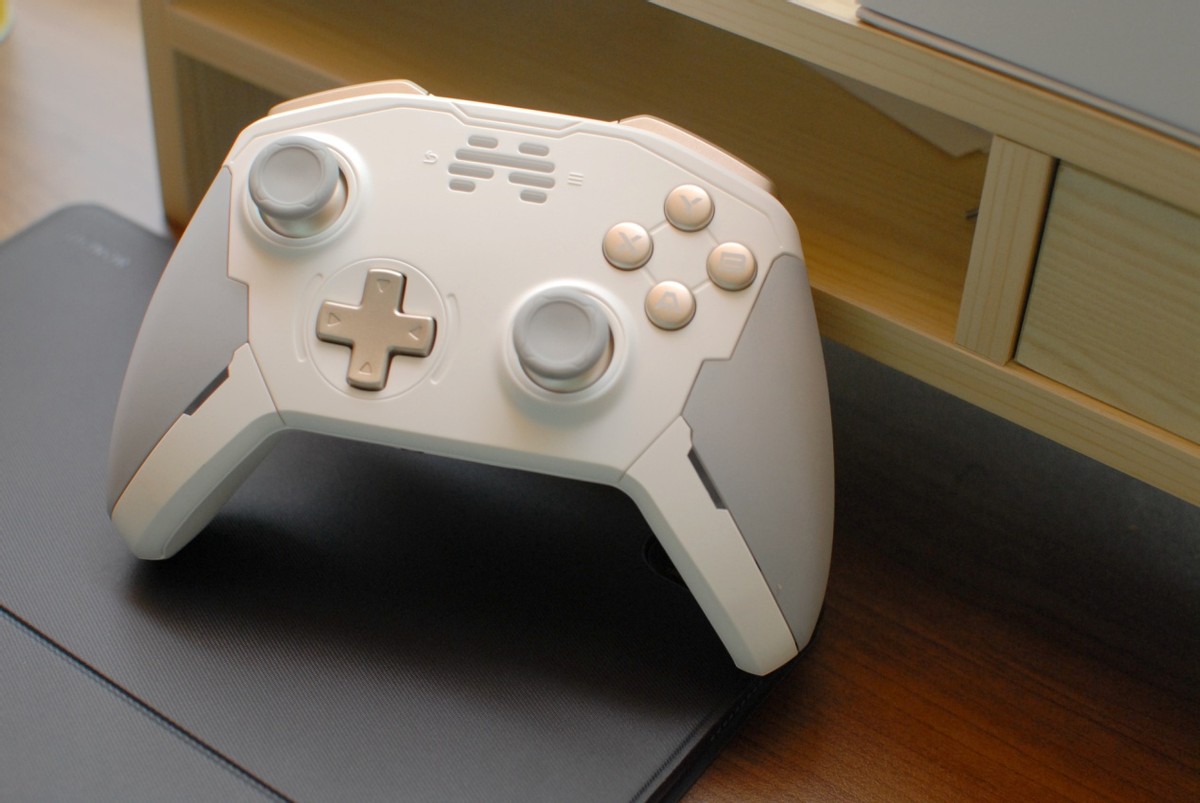 Beitong Zeus Platinum Edition game controller experience, netizens: a ...
