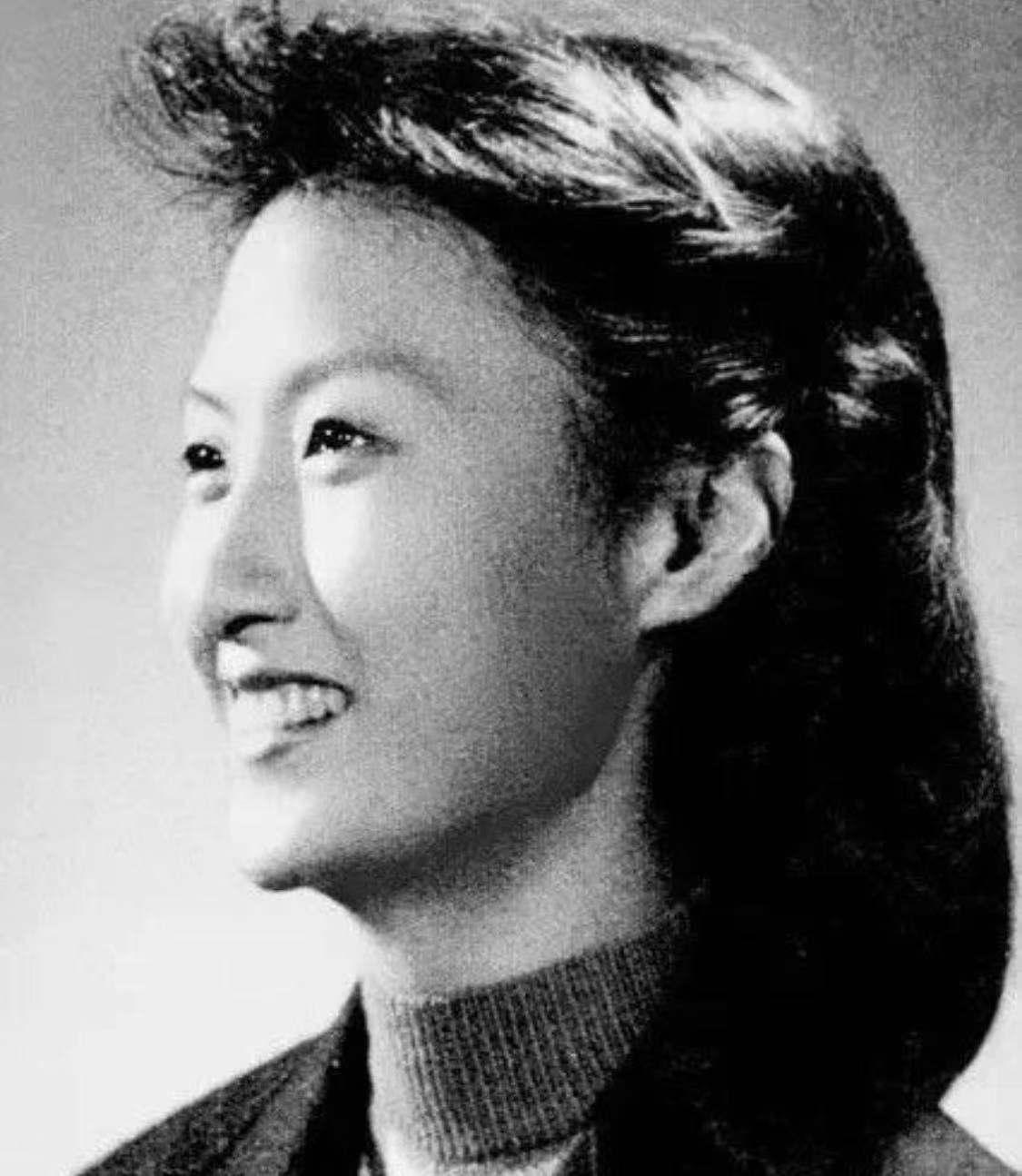 In 1961, why did Zhao Dan, a famous Chinese actor, get the recognition ...