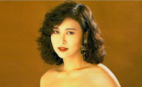 Sexy stunner Ye Yuqing: She became famous at the age of 24, and all men ...