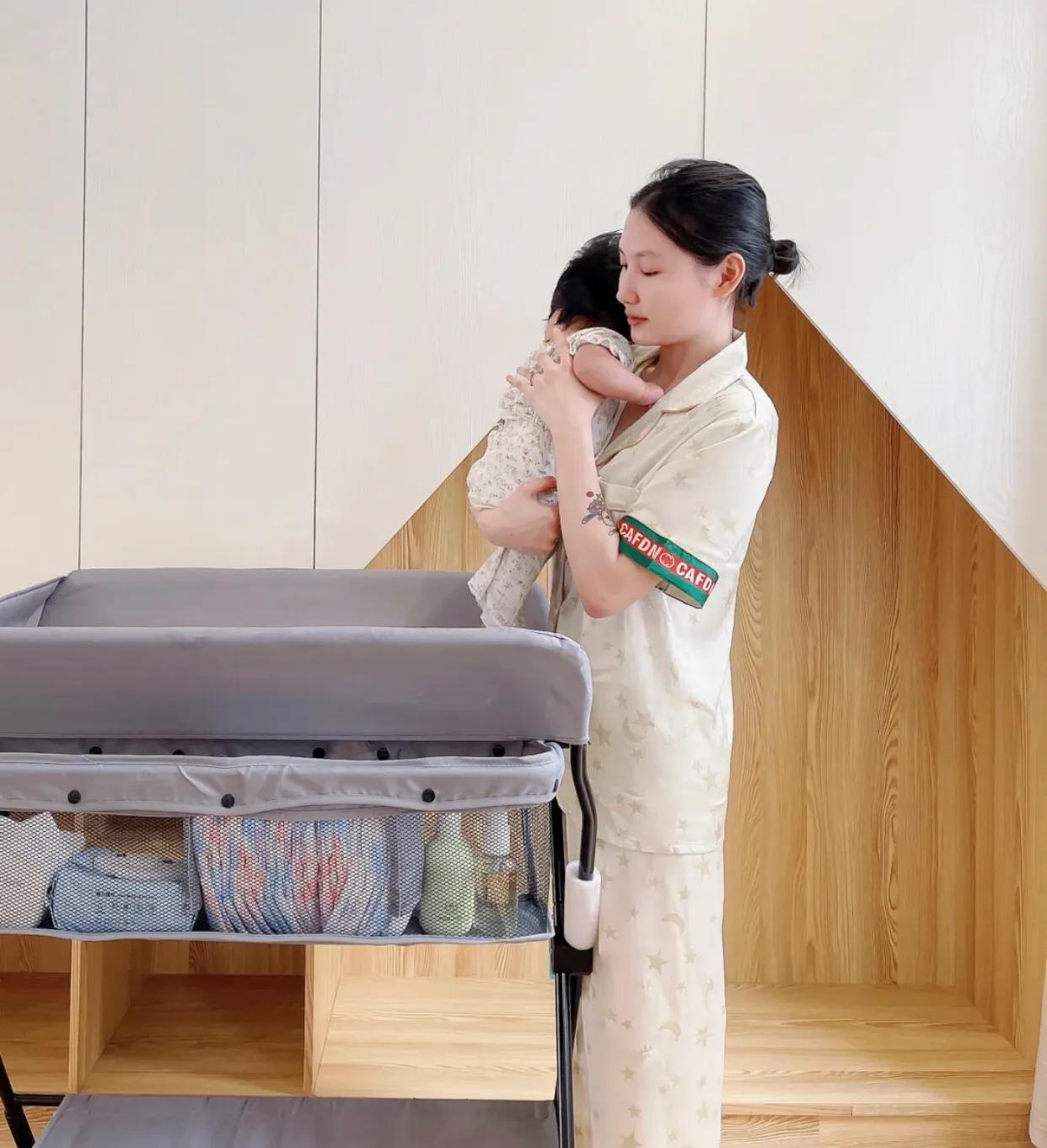 What are the benefits of baby touching?0-1 year old baby's detailed ...