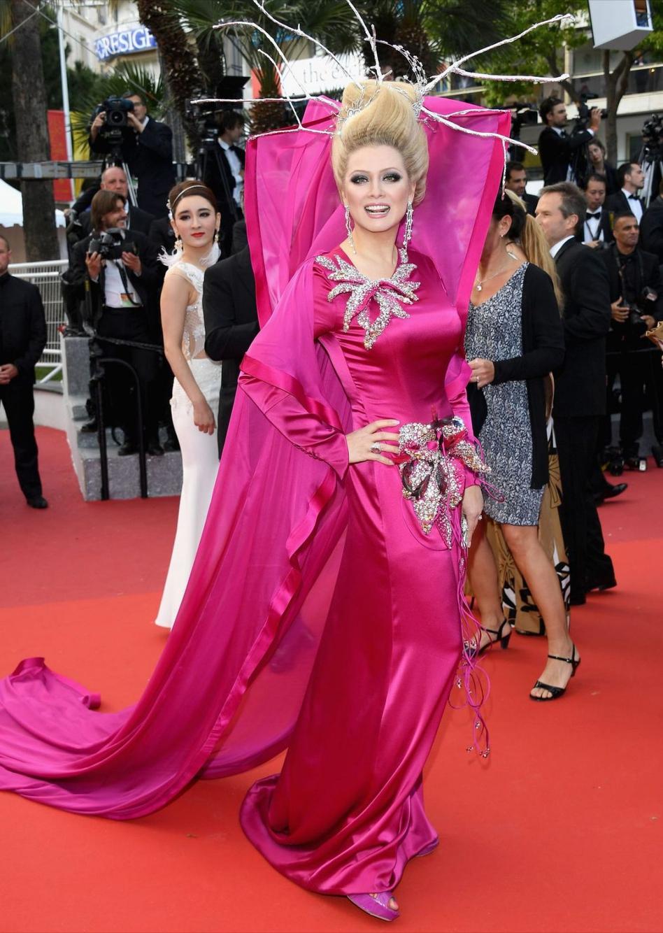 At this important moment on the red carpet of this film festival ...