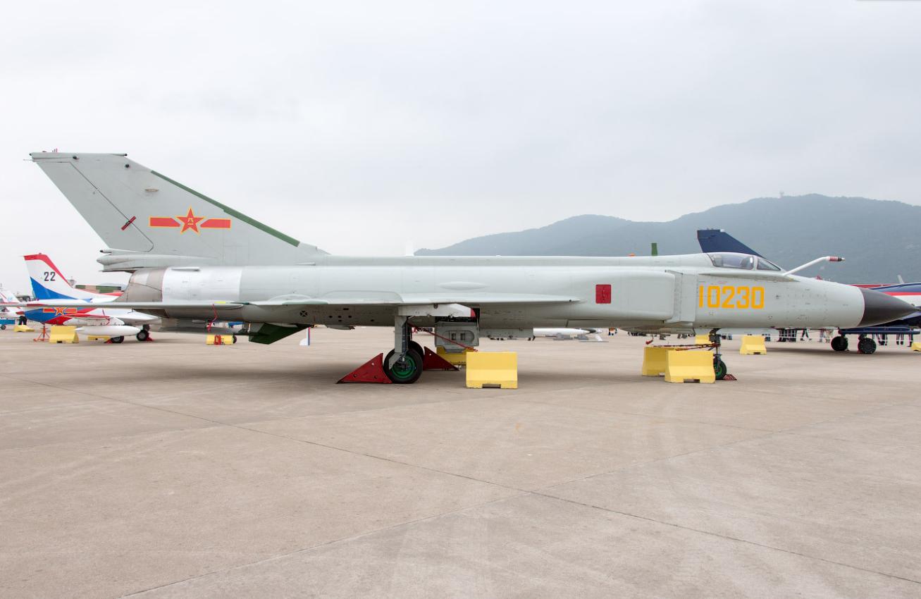 The J-8 series fighters won glory in adversity and made the 4 ...