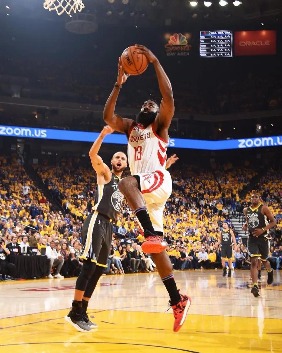 Just look at how hard Harden is to guard against - iNEWS